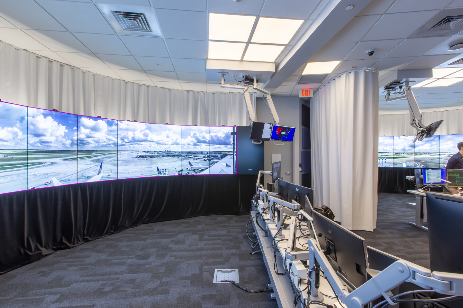 Virtual Ramp Control Tower and Command Center - HarrisonKornberg Architects