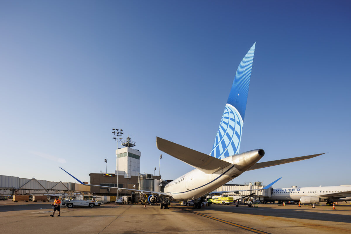 Virtual Ramp Control Tower and Command Center - HarrisonKornberg Architects