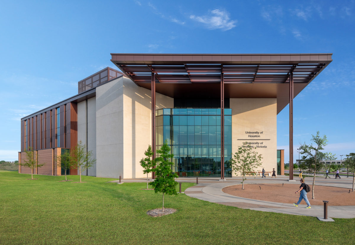 UH at Katy Academic Building - HarrisonKornberg Architects