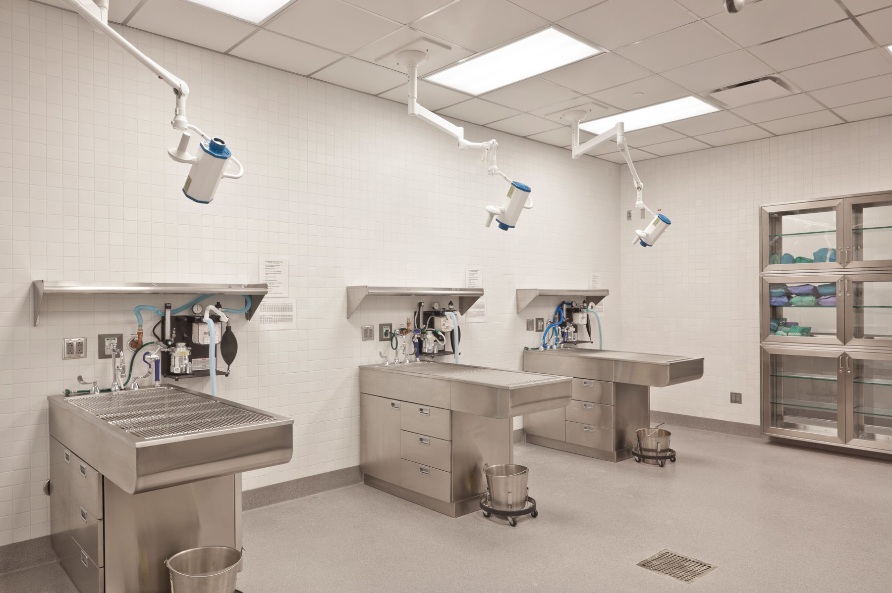 Veterinary Technology Building - HarrisonKornberg Architects