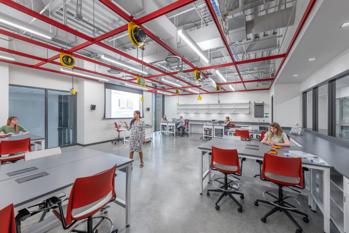 UH at Katy Academic Building - HarrisonKornberg Architects